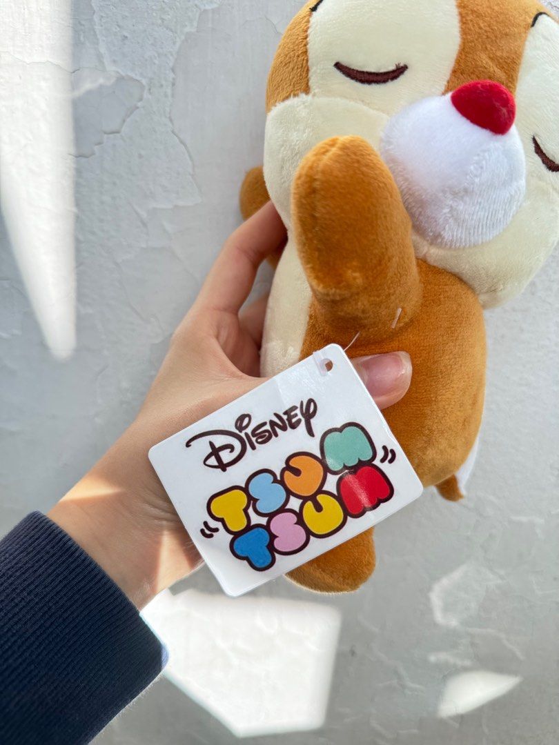 東京迪士尼正版 Tsum Tsum Chip ‘n’ Dale, 興趣及遊戲, 玩具 & 遊戲類 - Carousell