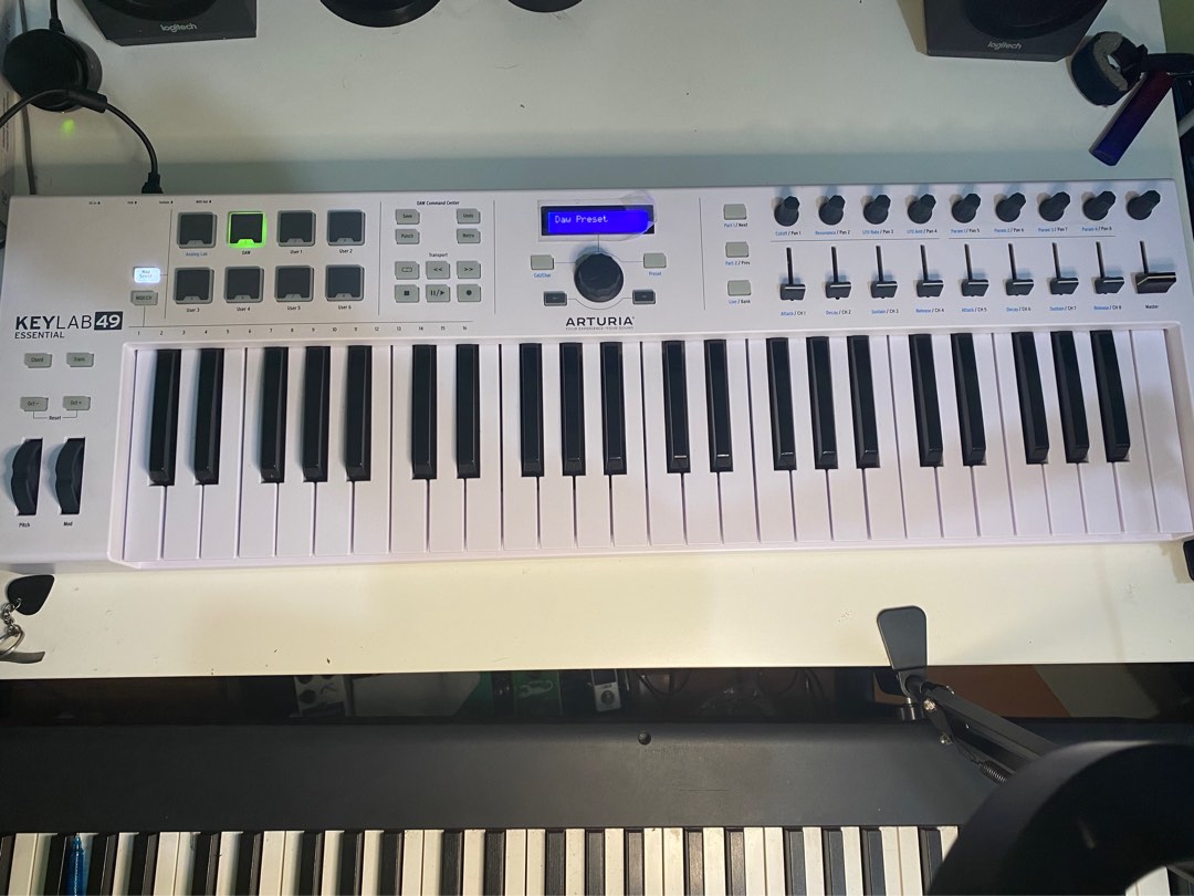 Arturia KeyLab Essential 49 - MIDI Controller, Hobbies & Toys, Music ...