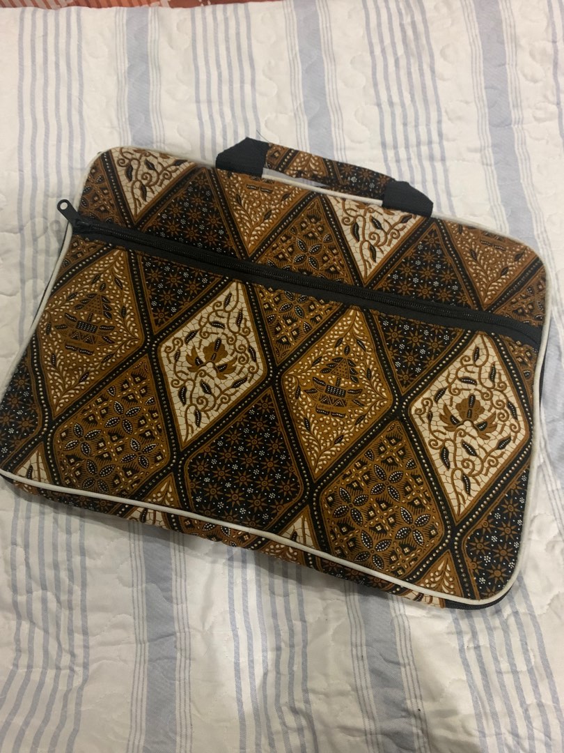 Batik Laptop Bag, Computers & Tech, Parts & Accessories, Laptop Bags ...