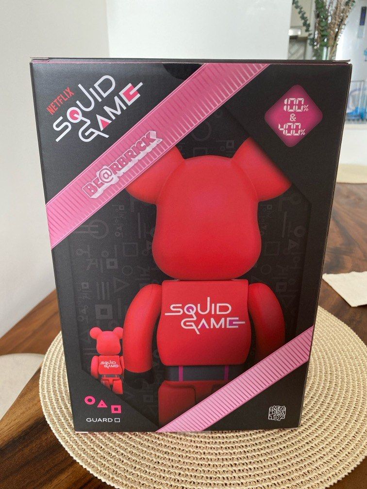 Be@rbrick - Squid Game Guard 100% + 400%, Hobbies & Toys, Toys & Games ...