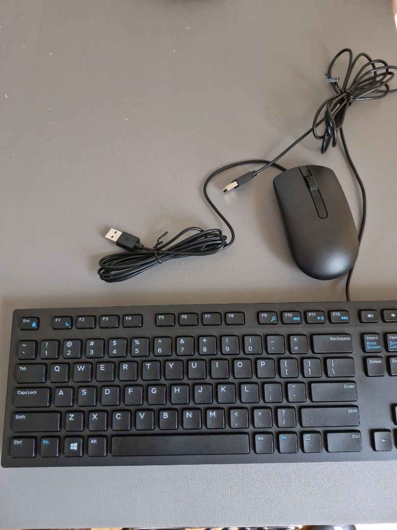 Brand New Dell USB keyboard and mouse set, Computers & Tech, Parts ...