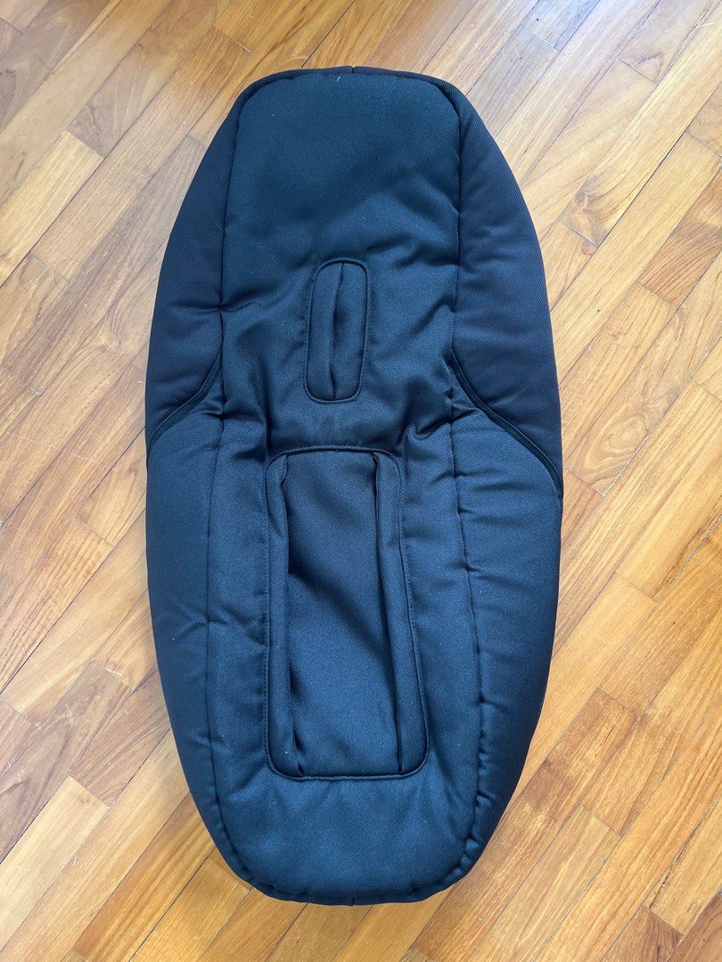 Bugaboo Bee baby cocoon (black), Babies & Kids, Going Out, Other Babies ...