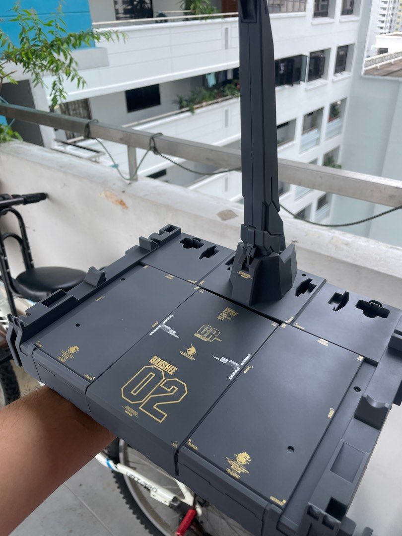 Commissioned build - Daban PG Banshee gundam - base, Hobbies & Toys ...