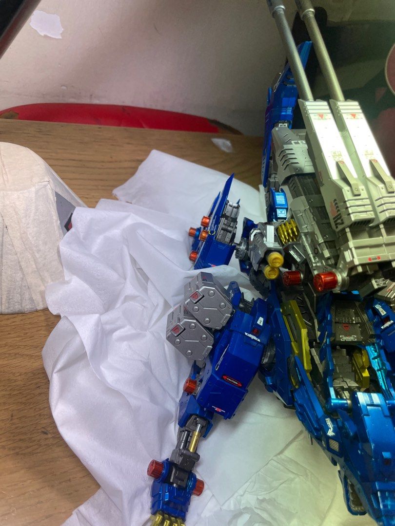 Commissioned build - HMM ZoIDS Koniq Wolf heavy arms custom painted ...