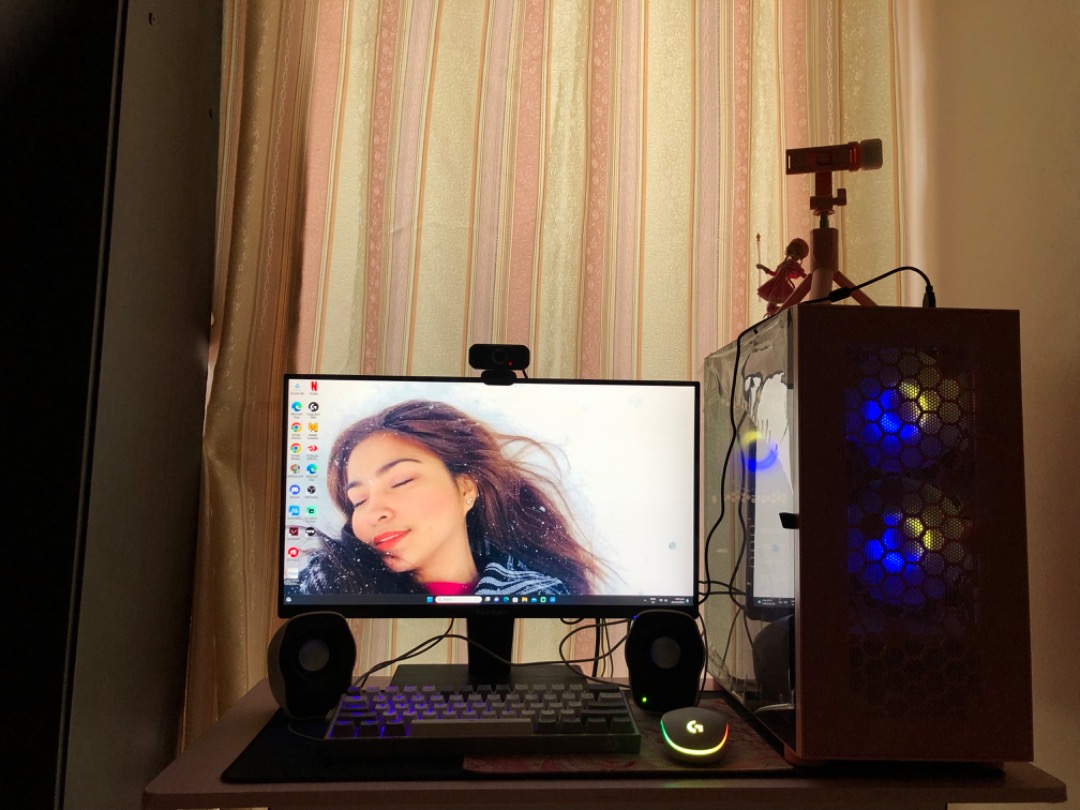 Computer gaming set up, Computers & Tech, Desktops on Carousell