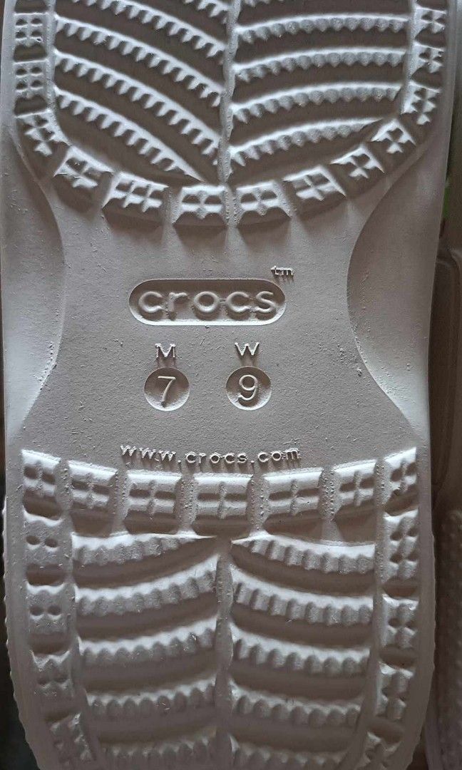 Crocs original, Women's Fashion, Footwear, Flats & Sandals on Carousell