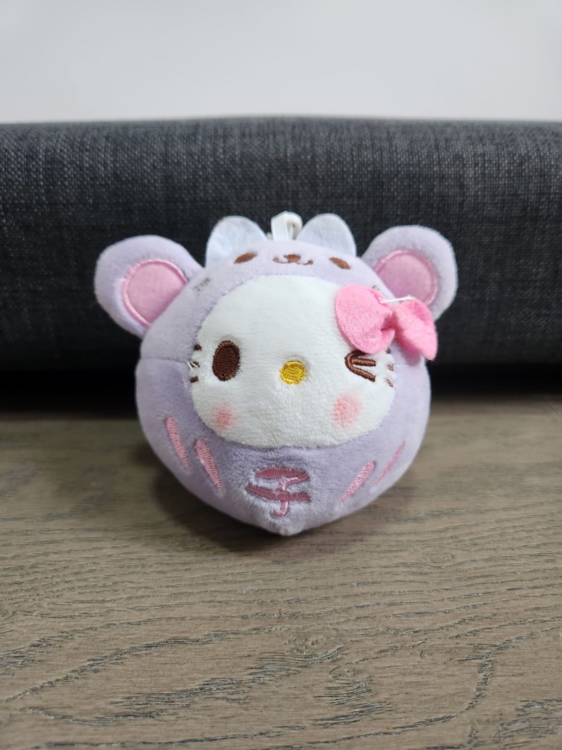 Cute Hello Kitty mini plushie, Hobbies & Toys, Toys & Games on Carousell