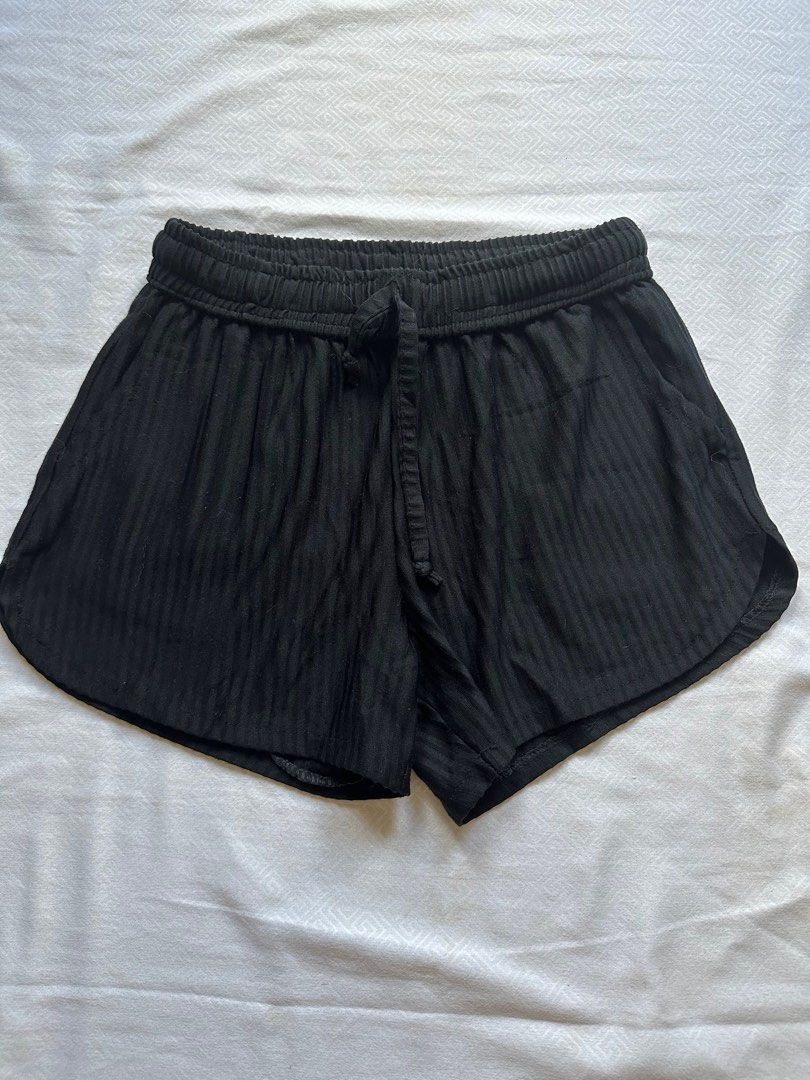 Debim shorts, Women's Fashion, Bottoms, Shorts on Carousell