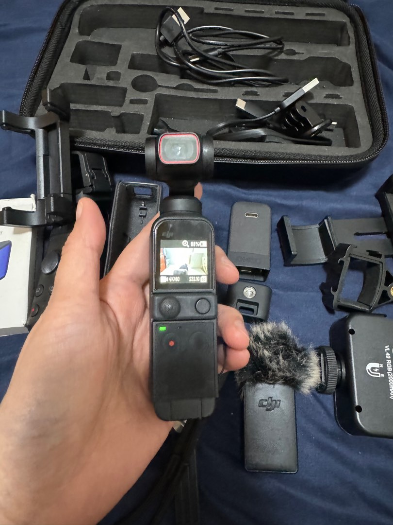DJI POCKET 2 CREATOR COMBO! Complete set, Photography, Cameras on Carousell