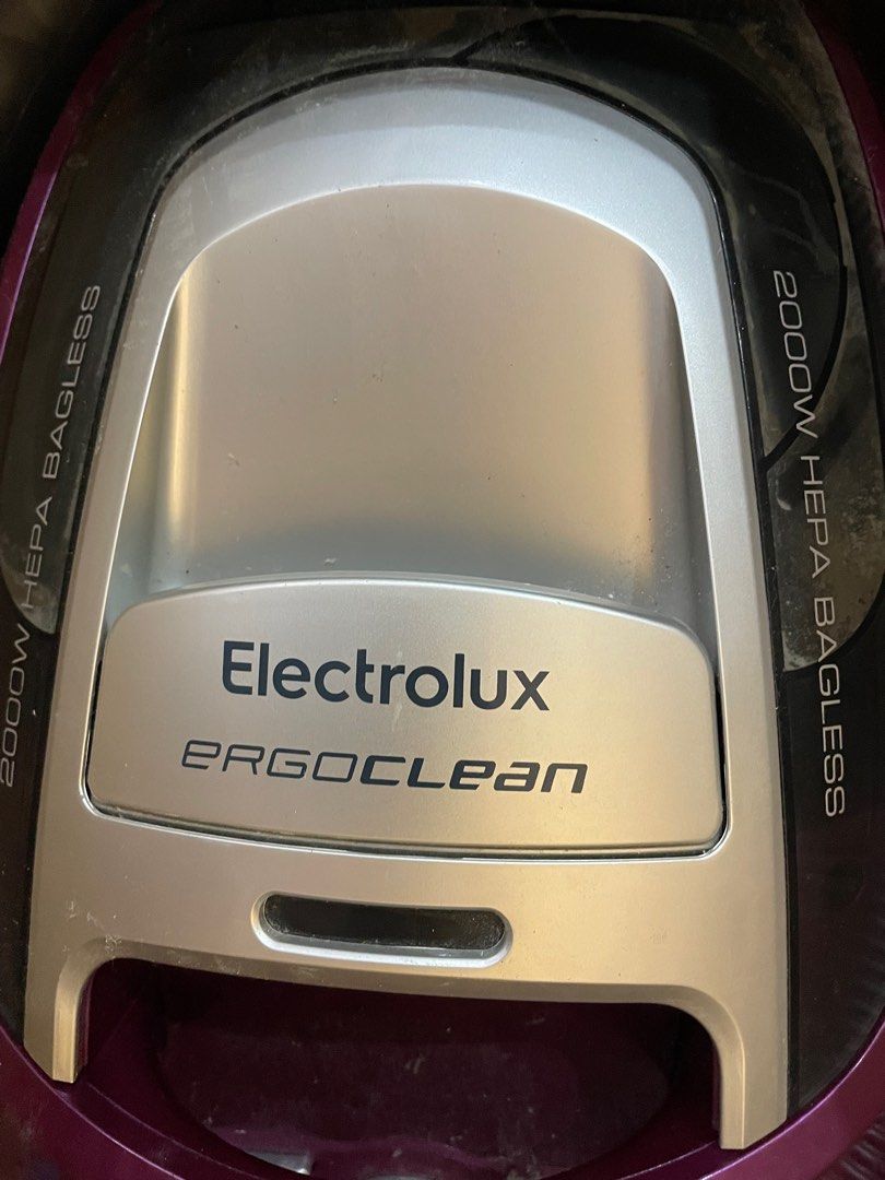 Electrolux ErgoClean Bagless Vacuum Cleaner, Furniture & Home Living ...