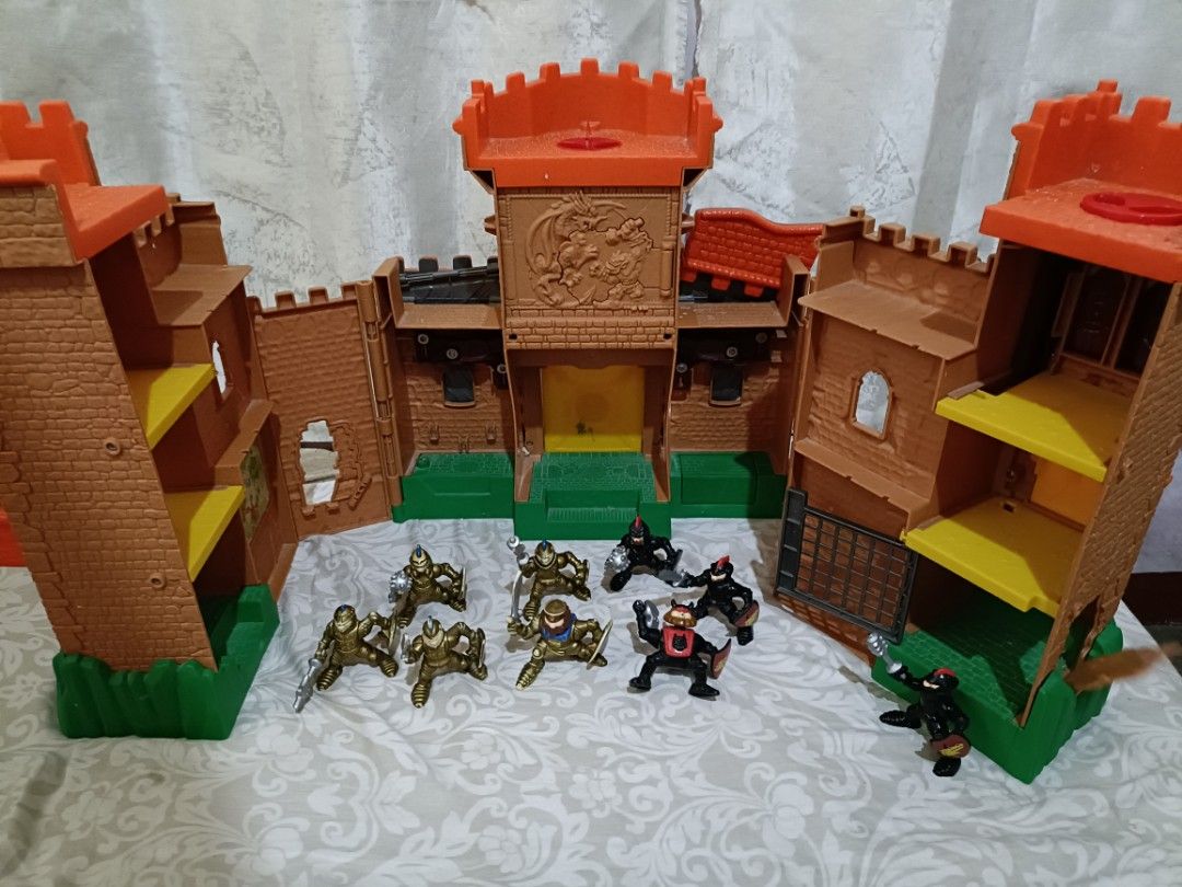 Fisher Price imaginext castle playset, Hobbies & Toys, Toys & Games on ...