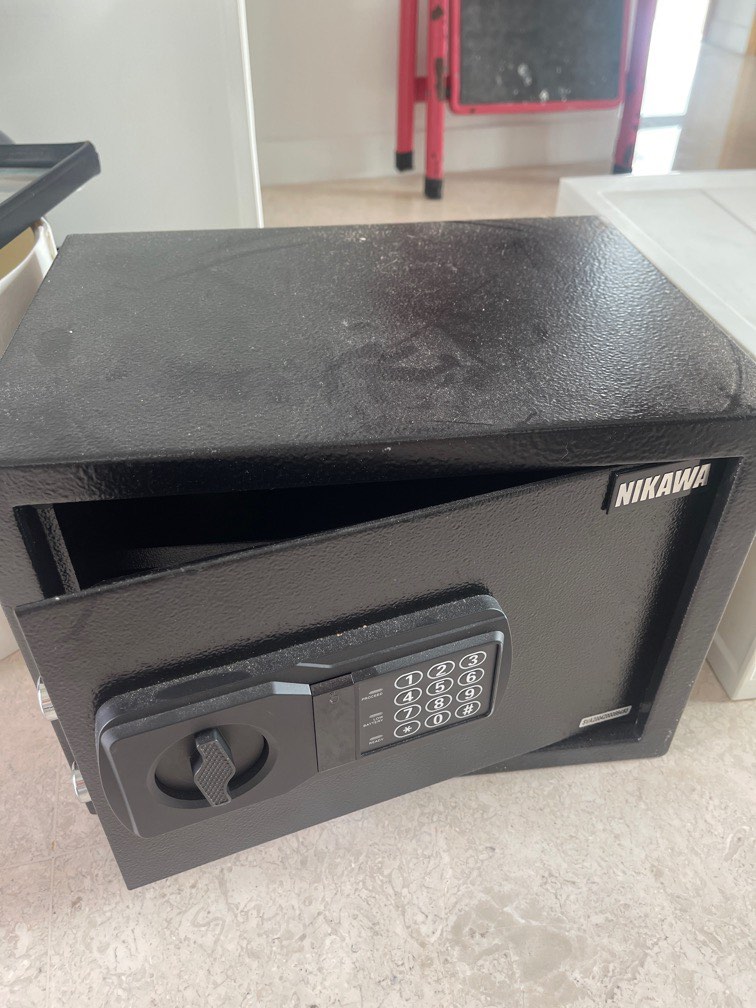 Free safe, Furniture & Home Living, Security & Locks, Safe on Carousell