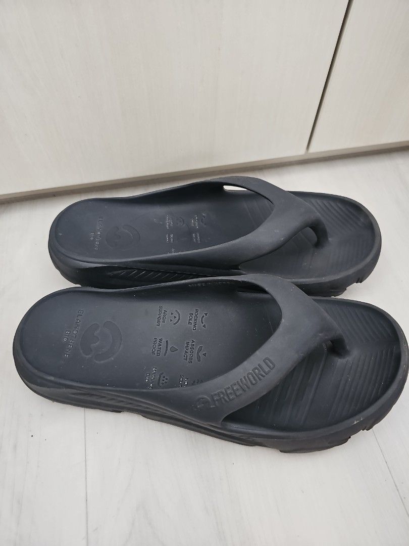 Freeworld Slippers, Women's Fashion, Footwear, Flipflops and Slides on ...