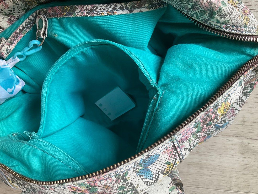 GAB floral print genuine leather bag (expandable), Women's Fashion ...