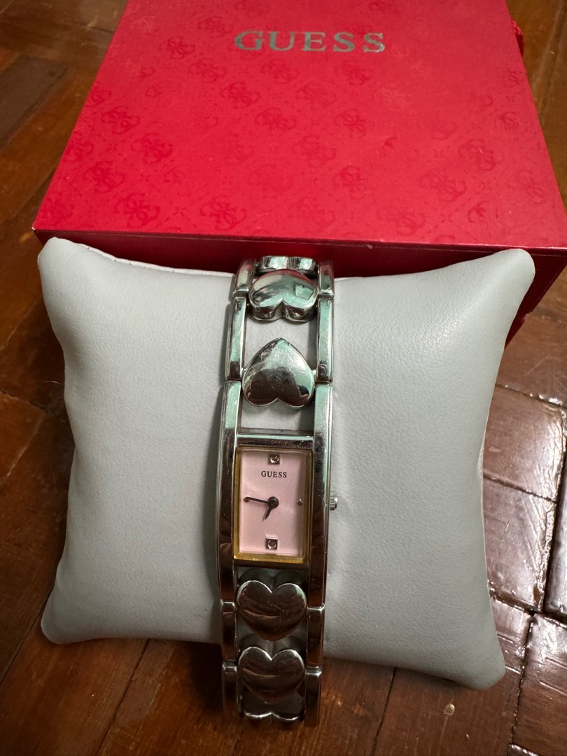 Guess Love Chain Watch, Women's Fashion, Watches & Accessories, Watches ...