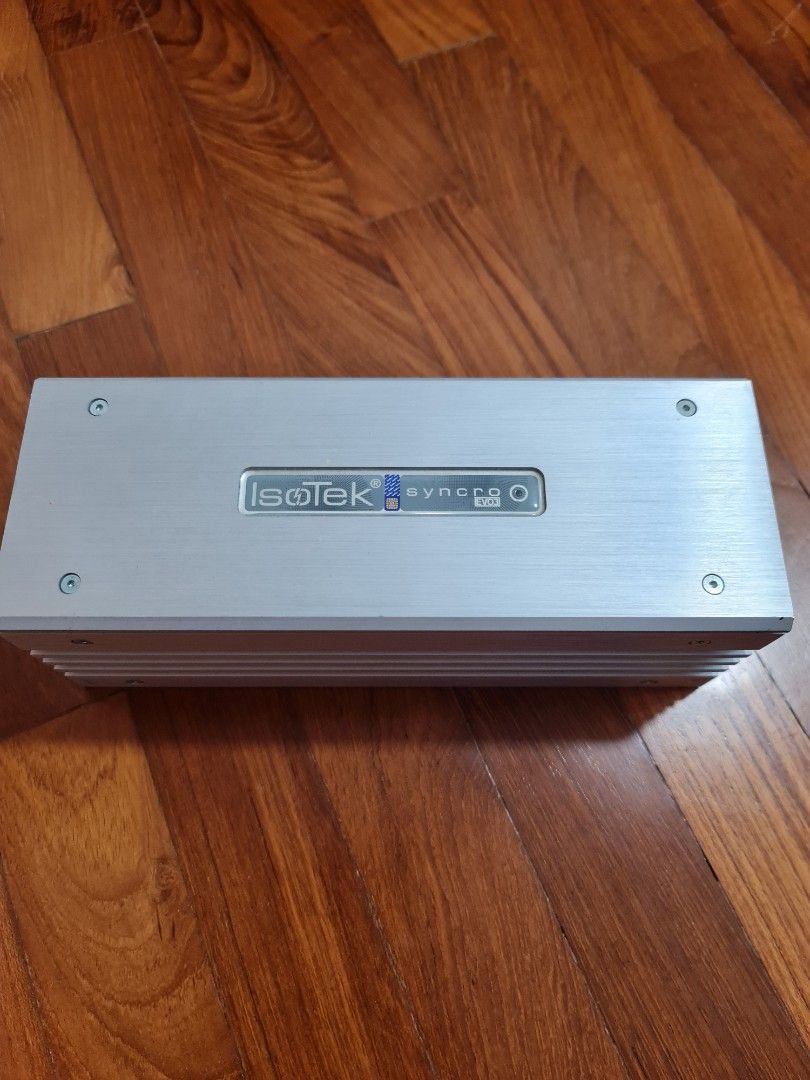 Isotek Evo3 Syncro Uni pre-filter reduce hum, Audio, Other Audio ...