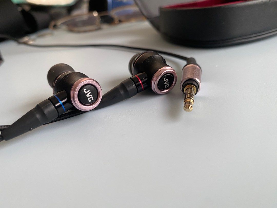 JVC HA-FW01/FW001, Audio, Earphones on Carousell