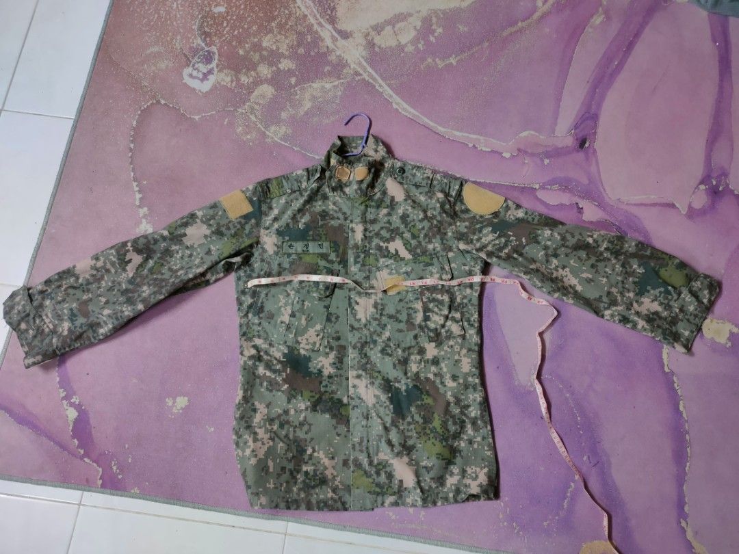 ROKA Korea Digital Army, Men's Fashion, Activewear on Carousell