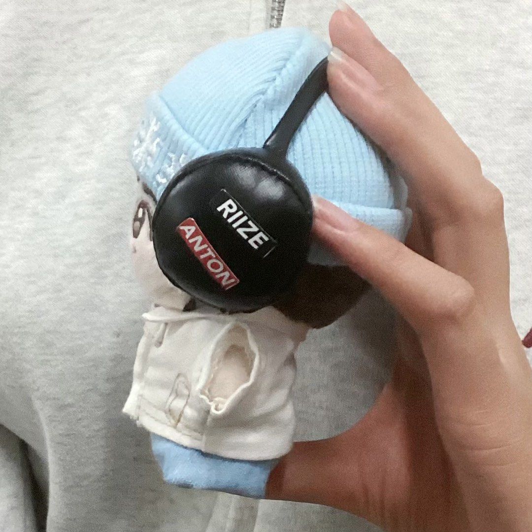 lf/wtb riize 10cm 20cm kpop dolls + clothes anton POs GOs, Hobbies & Toys, Memorabilia ...