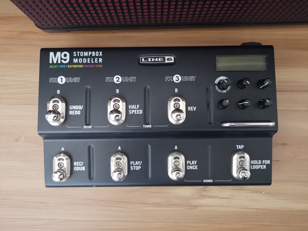 Line6 M9 Stompbox, Hobbies & Toys, Music & Media, Musical Instruments ...