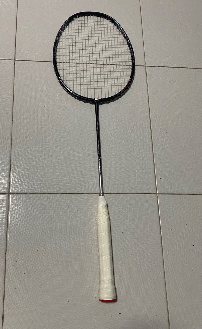 Li-Ning Badminton Racket, Sports Equipment, Sports & Games, Racket ...