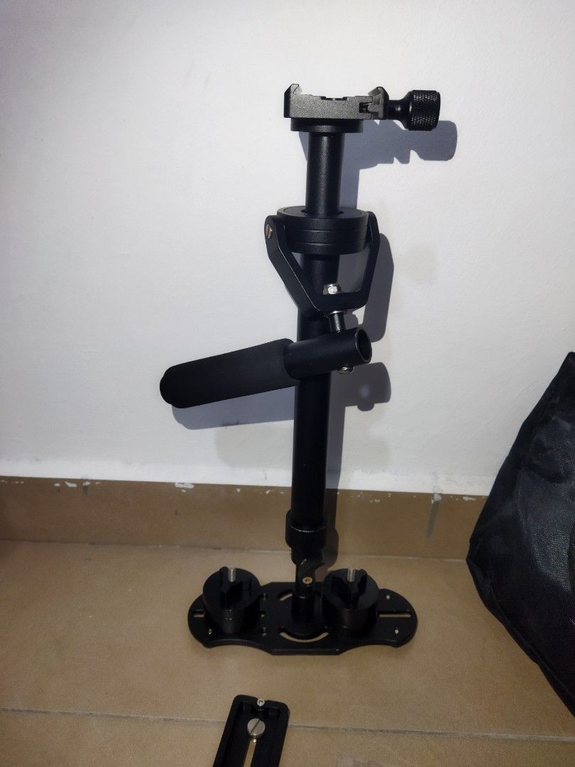 Manual Stabilizer, Mobile Phones & Gadgets, Other Gadgets on Carousell