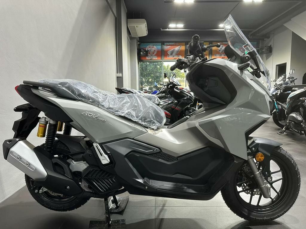 New shipment ADV 160 agent unit, Motorcycles, Motorcycles for Sale ...