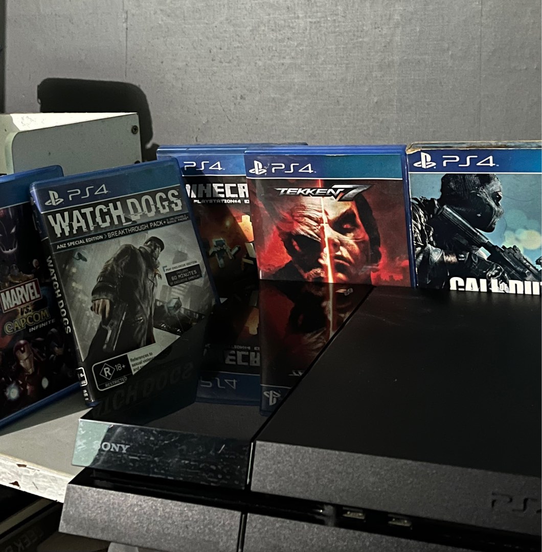 PS4 Fat Player 1TB Edition / With 2 Controllers & Free 4 Games, Video ...