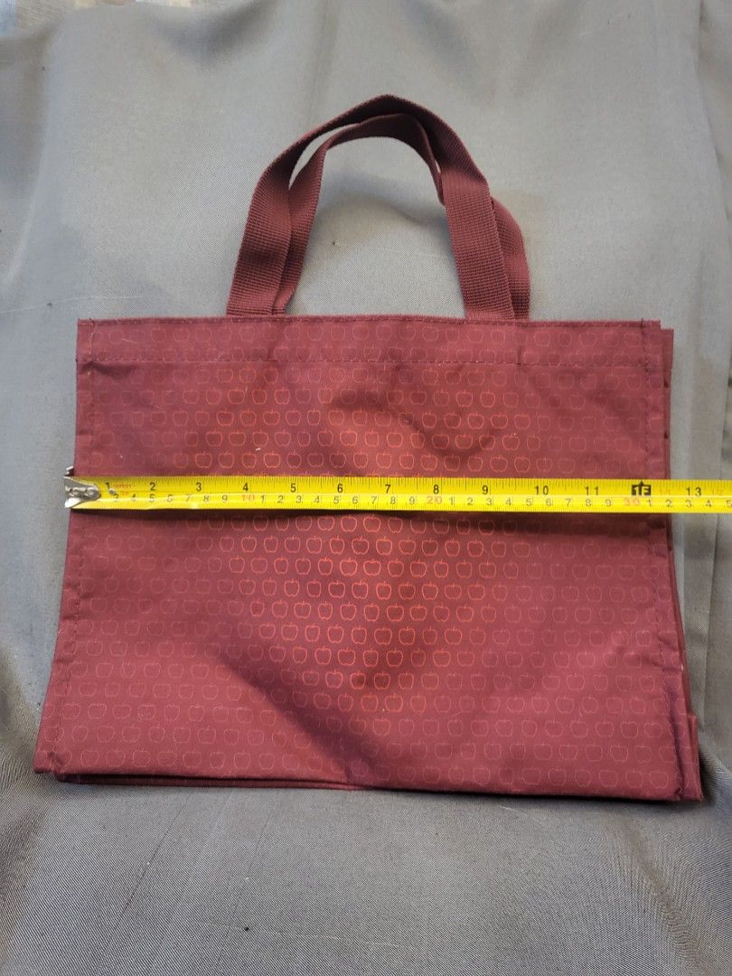 Red Apple Handbag, Women's Fashion, Bags & Wallets, Tote Bags on Carousell
