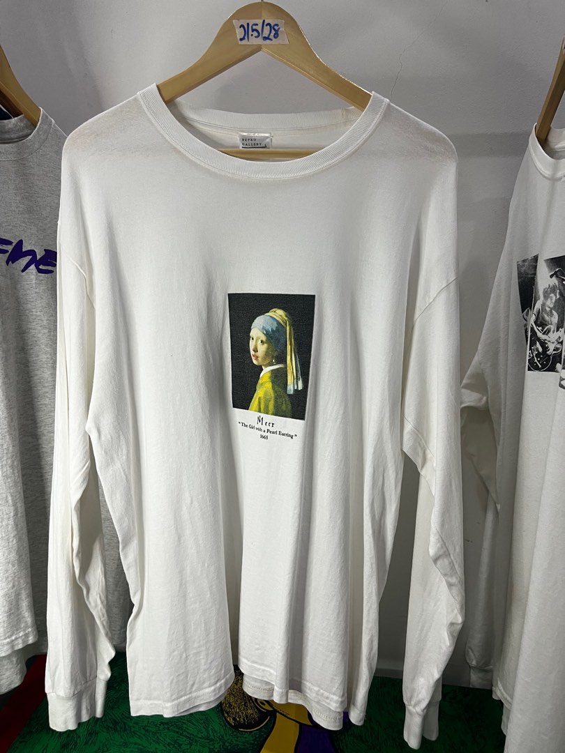 Repro gallery art phototee L (21.5/28), Men's Fashion, Tops & Sets, Tshirts & Polo Shirts on ...