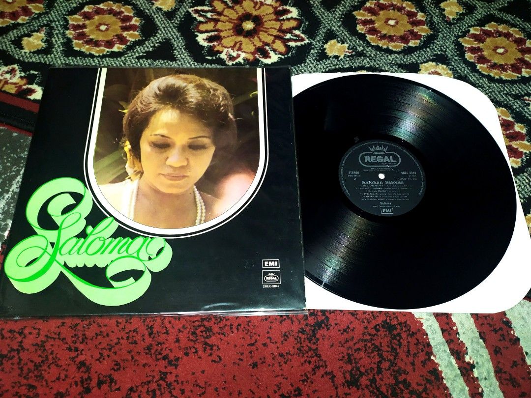 Saloma Vinyl Record LP P.Ramlee Malay, Hobbies & Toys, Music & Media ...