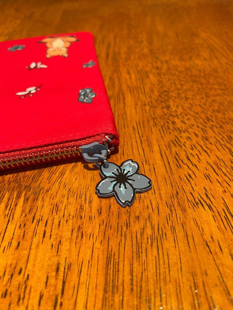 SK II Limited Edition Pouch, Women's Fashion, Bags & Wallets, Purses ...