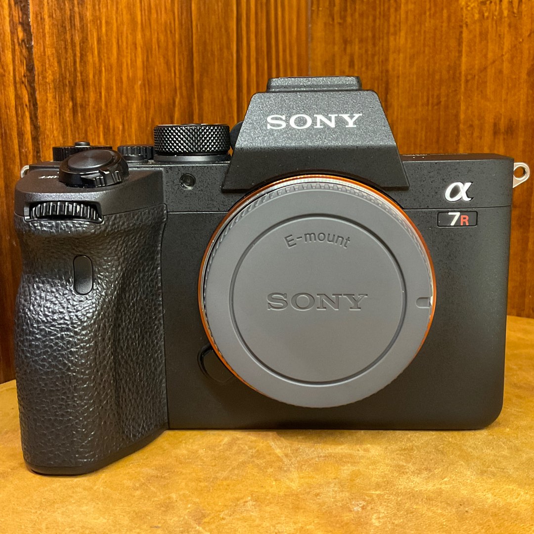 Sony A7 R4 (4476413) With Box, Photography, Cameras on Carousell