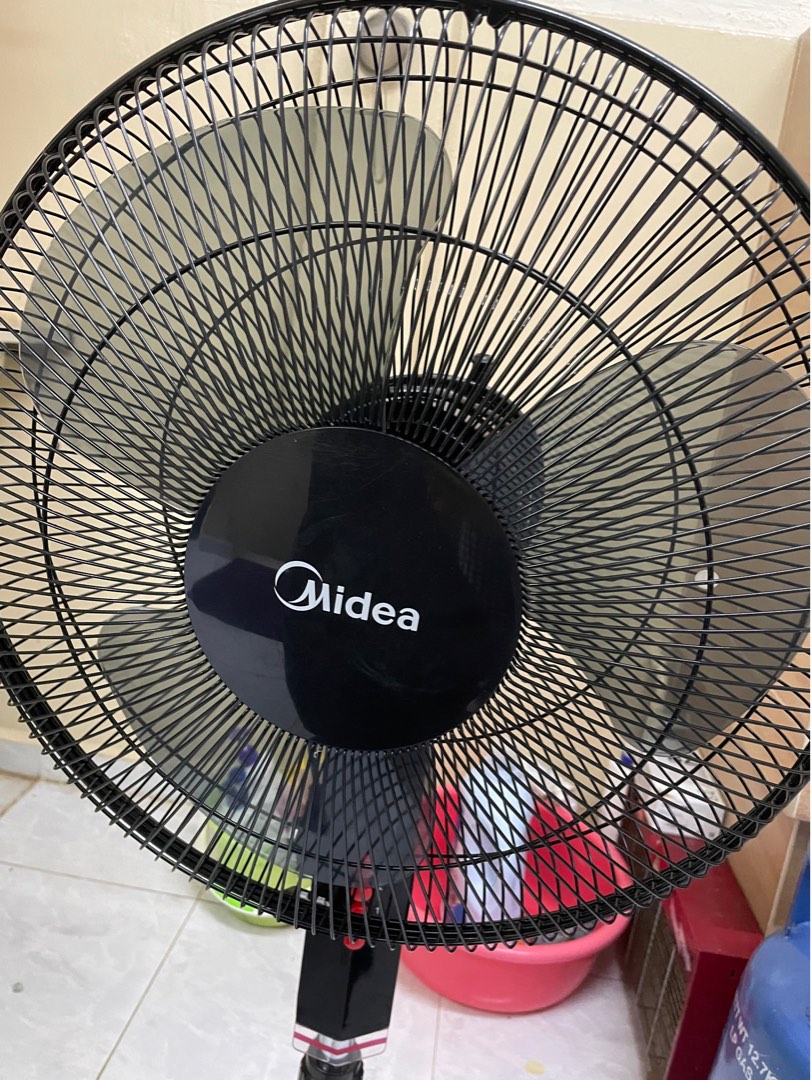 Standing Fan, Furniture & Home Living, Lighting & Fans, Fans on Carousell
