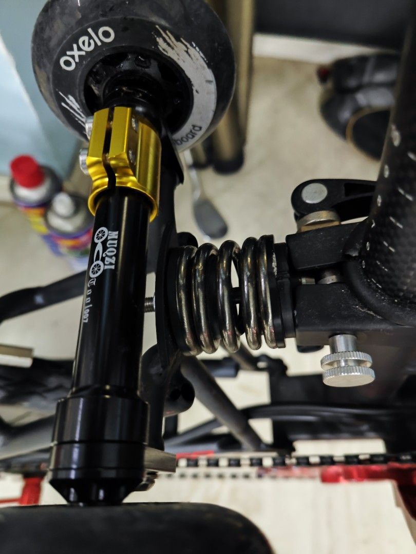 Suspension block for trifold bikes Titanium color, Sports Equipment ...