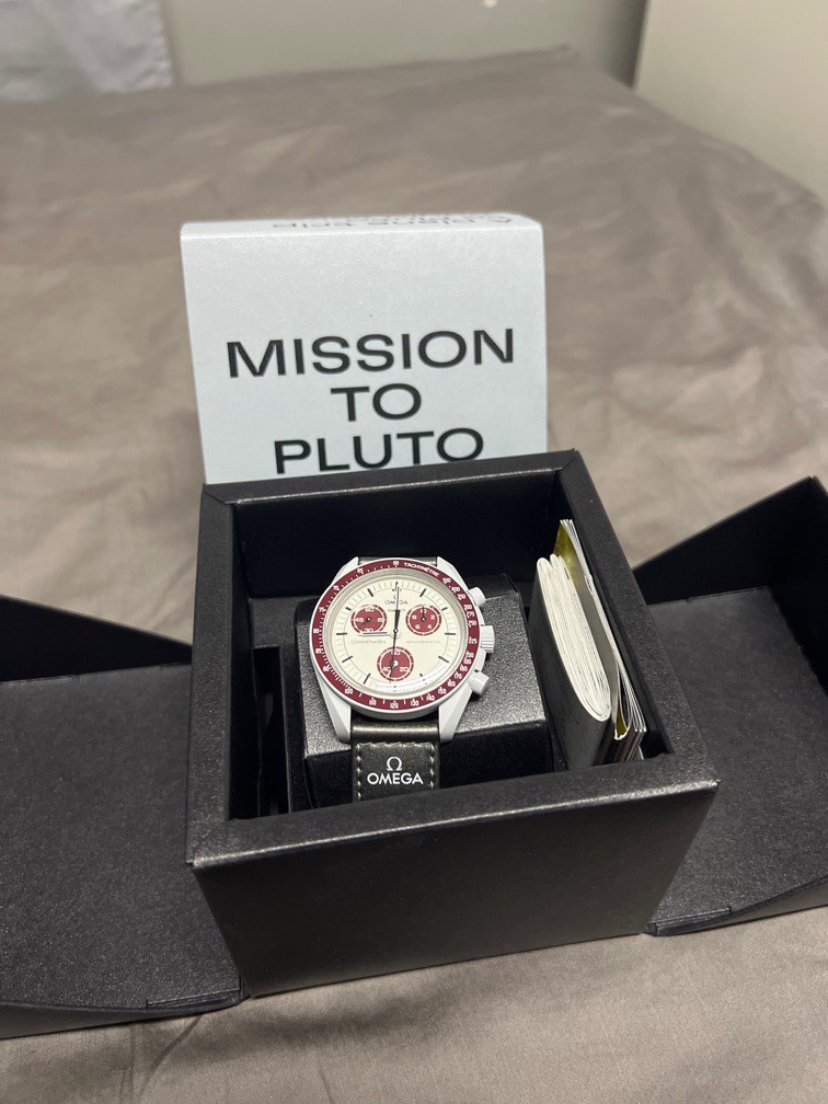 Swatch x Omega Mission to Pluto watch, Men's Fashion, Watches ...