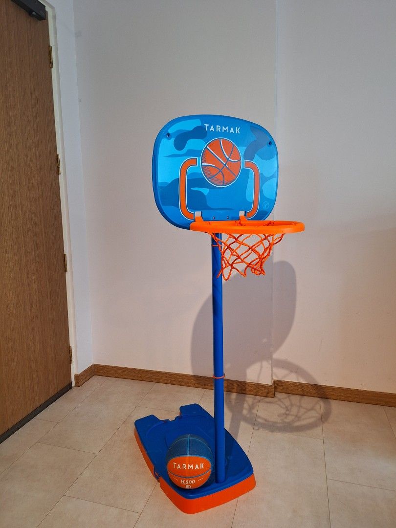 Tarmak Basketball + Standing Hoop, Sports Equipment, Sports & Games ...