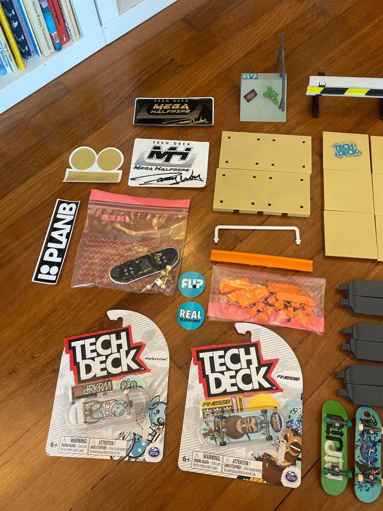 Tech Deck, Boards, building pieces, and other Fingerboard Equipment ...