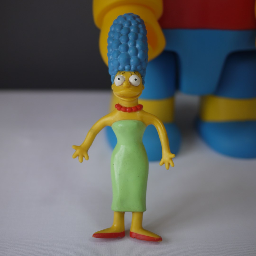 The Simpsons 1990 | Marge Simpson | Bendy type, Hobbies & Toys, Toys ...