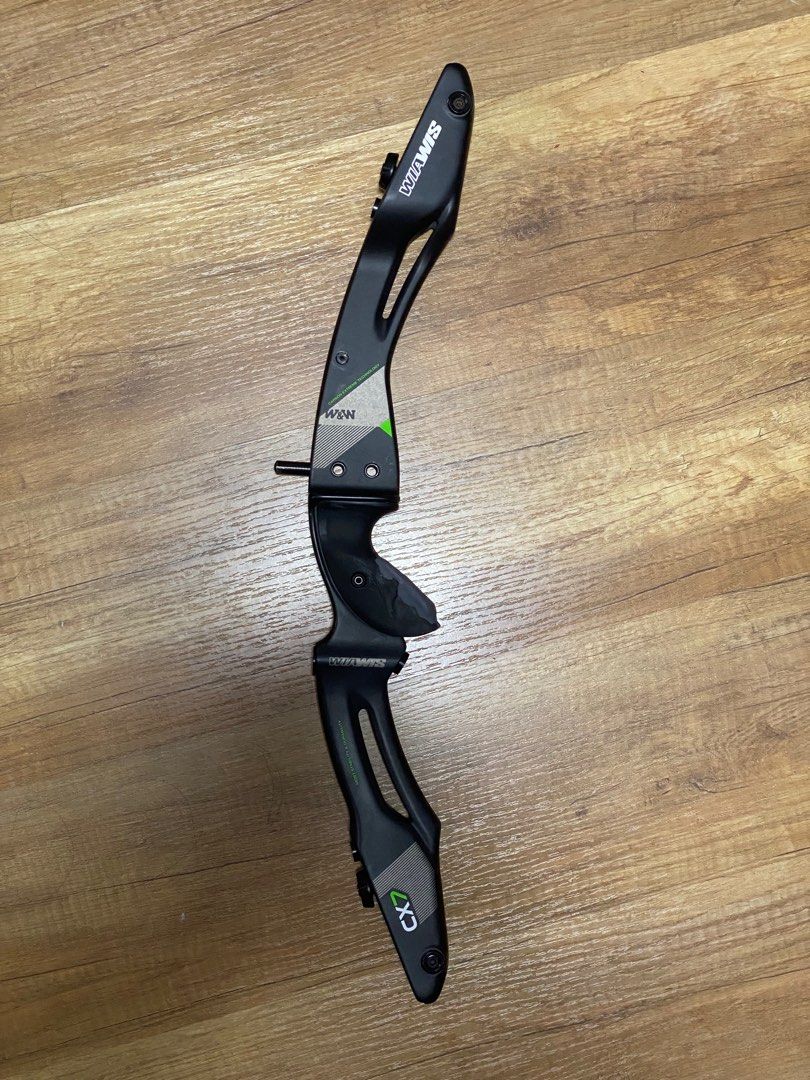 [Used] Wiawis CX7 Carbon Riser (Archery), Sports Equipment, Other ...