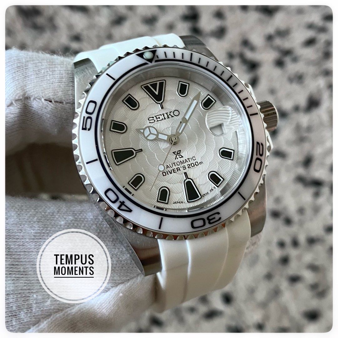 White Sakura automatic watch - Seiko mod Submariner Seamaster, Men's ...
