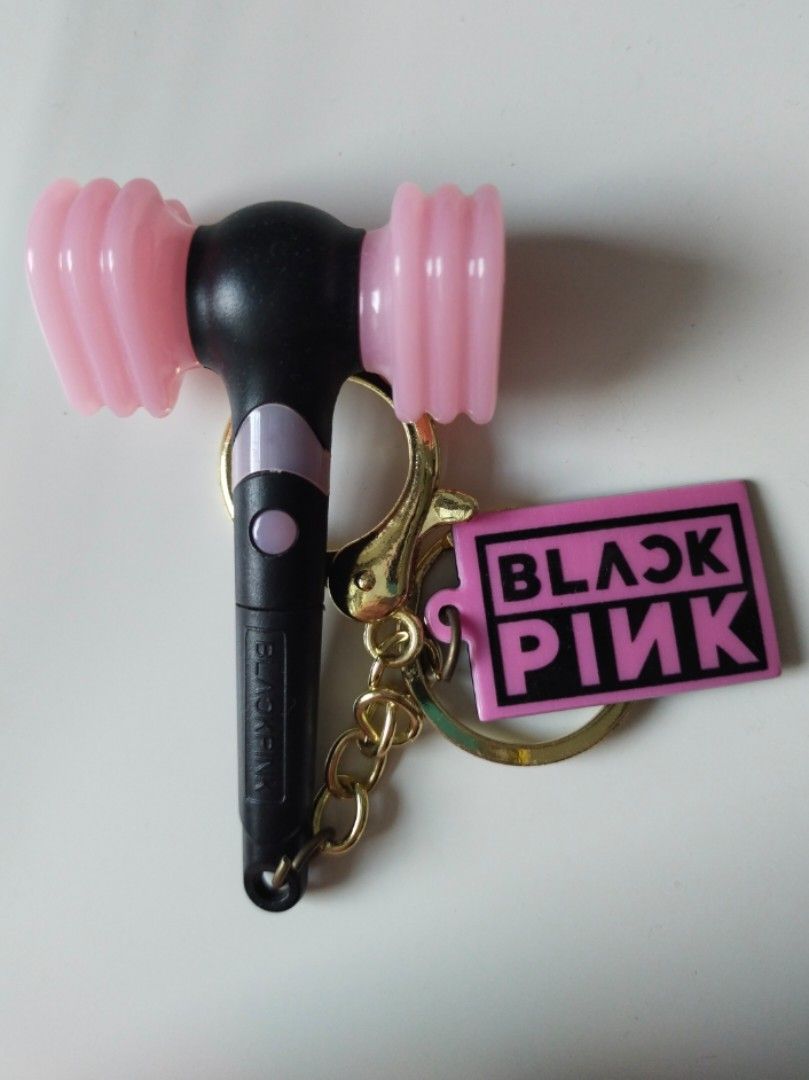 wts blackpink lightstick keychain, Hobbies & Toys, Memorabilia ...
