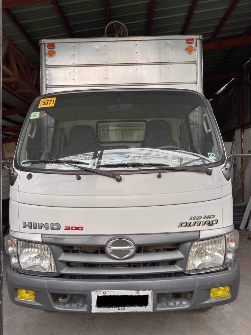 2015 Hino 300 Dutro Manual, Cars for Sale, Used Cars on Carousell