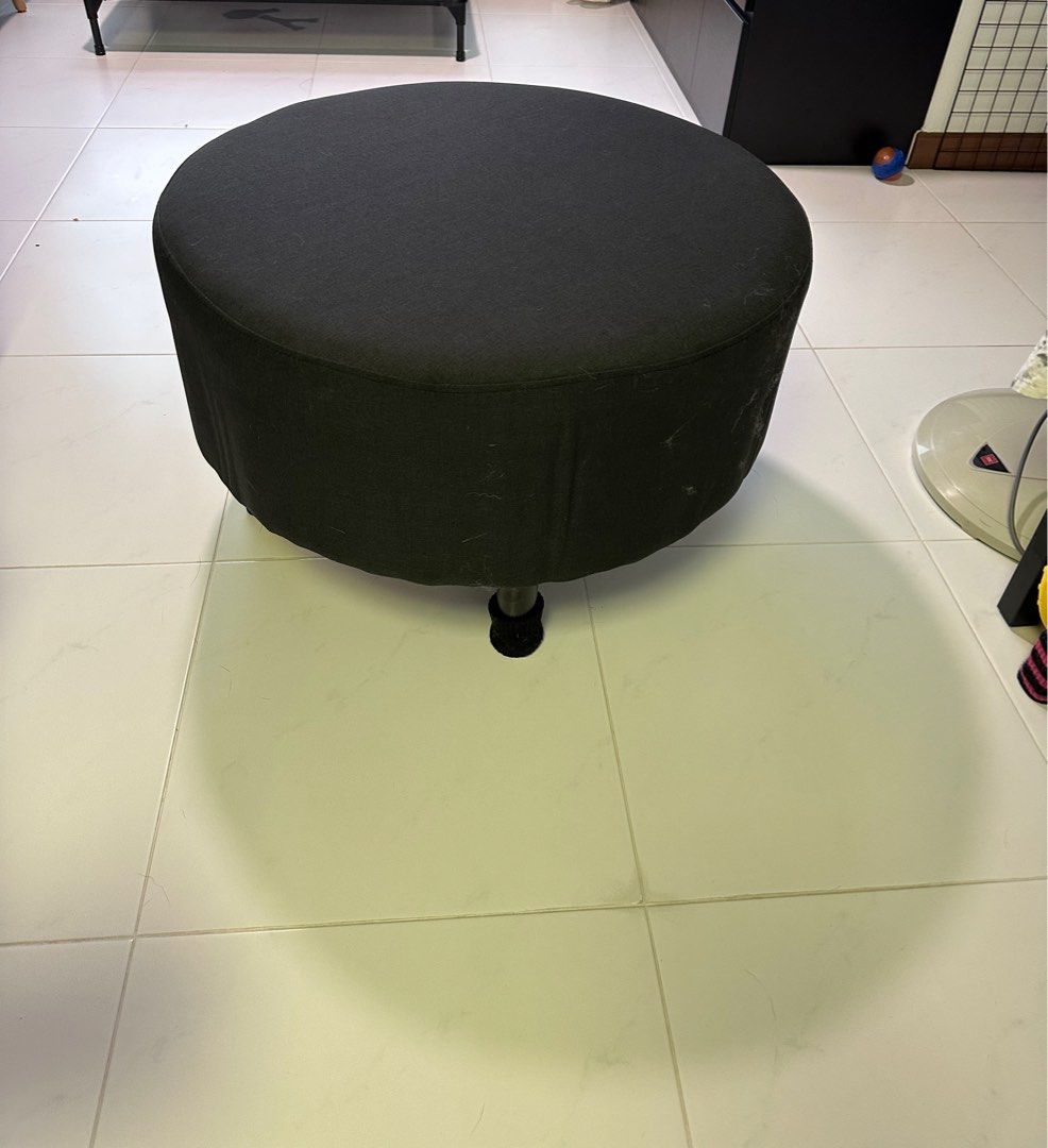 80cm wide stool, Furniture & Home Living, Furniture, Chairs on Carousell