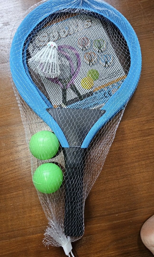 Badminton toy set, Hobbies & Toys, Toys & Games on Carousell