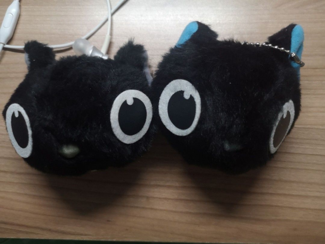 Black cats matching couple plushie charm, Hobbies & Toys, Toys & Games ...