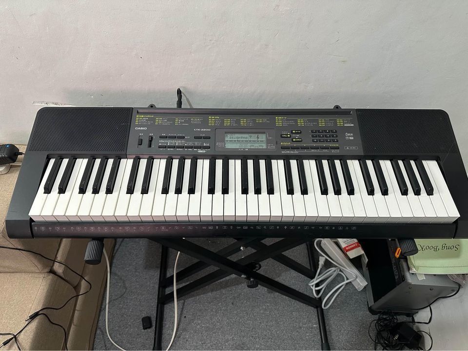 Casio CTK-2200 Piano Keyboard Organ 61 Semi Weighted Keys, Hobbies ...