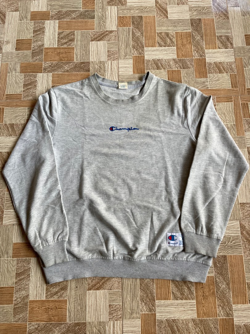 CHAMPION MID LOGO SWEATER, Men's Fashion, Tops & Sets, Hoodies on Carousell