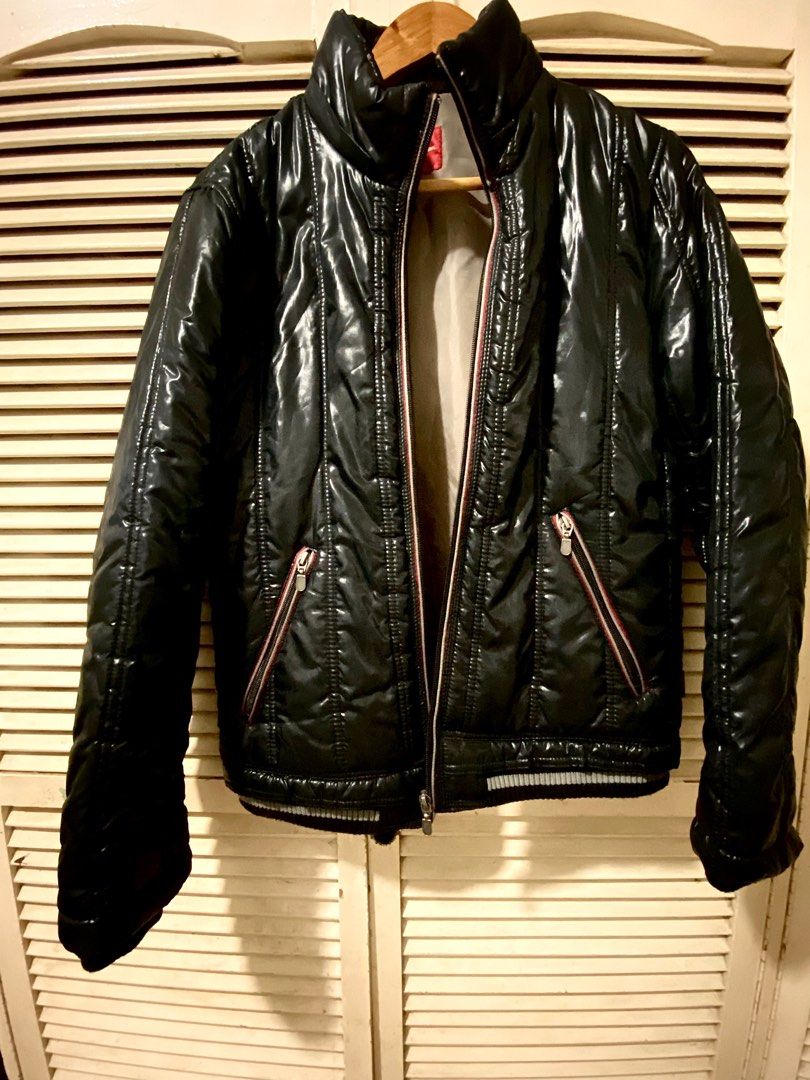 Converse jacket, Women's Fashion, Coats, Jackets and Outerwear on Carousell