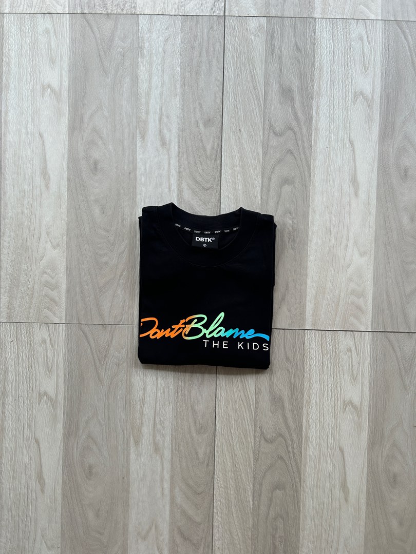 DBTK Cursive Tee Gradient, Men's Fashion, Tops & Sets, Tshirts & Polo Shirts on Carousell